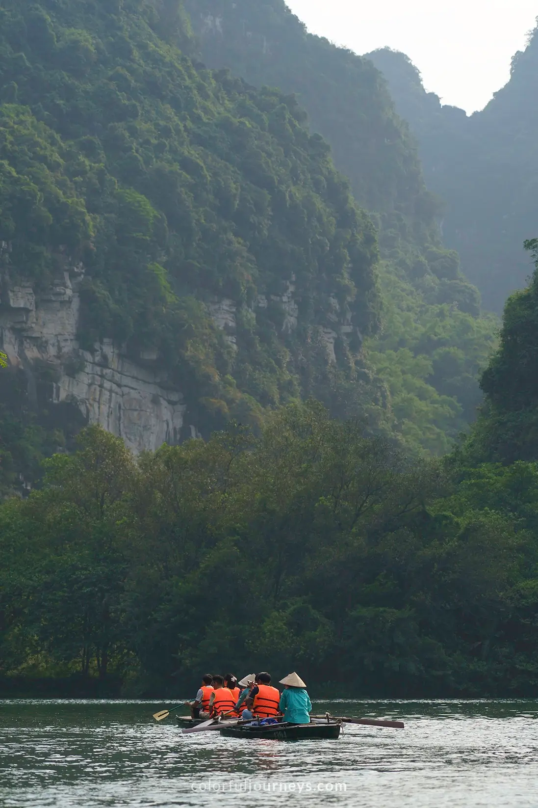 Trang An Boat Tour: Best Route, Prices, & Tips